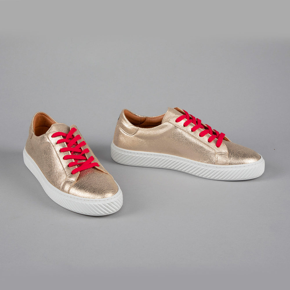 Esska Shoes, stylish and comfortable shoes for confident women